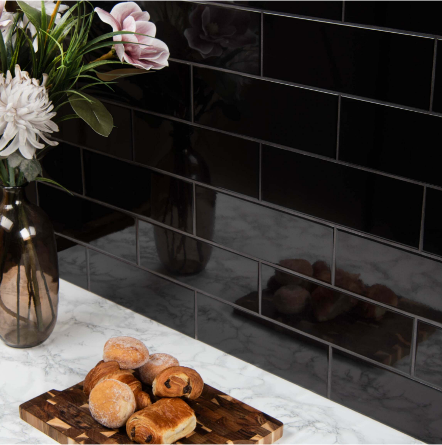 Lucia Black Gloss 300x100x8.2mm – TF TILES